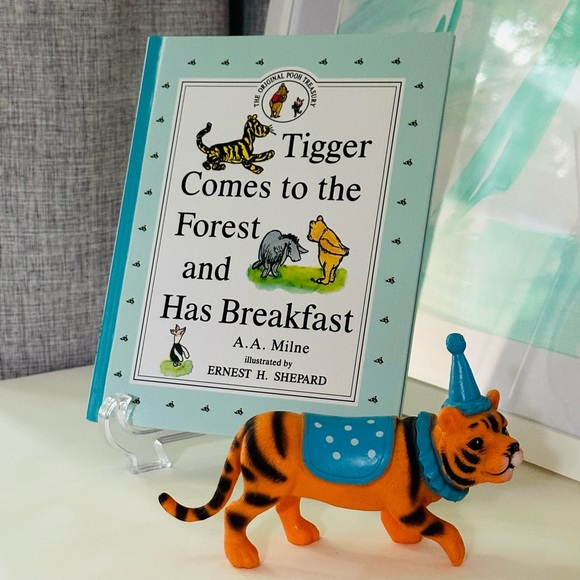 Pottery Barn Kids | Other | New Tigger Comes To The Forest And Has ...